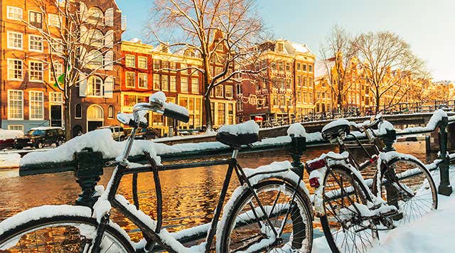 Climate in Amsterdam - Temperature and weather forecast